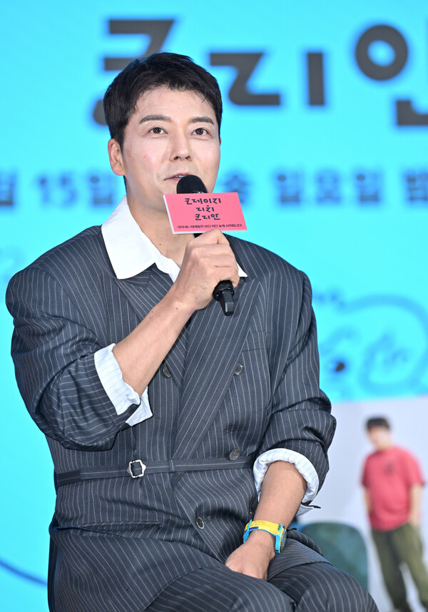 [K현장] '크레이지 리치 코리안' PD, 민희진 코스프레하며 러브콜 "KBS 개저씨들"